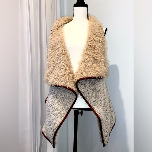 Love Tree | Jackets & Coats | Love Tree Vest Womens Size Large | Poshmark
